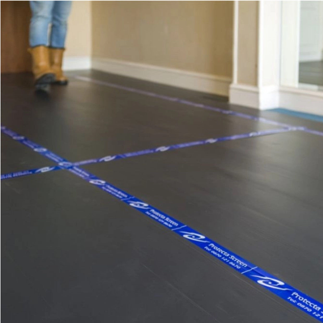 240 x 120cm Black Correx Sheets 250gsm Fire Retardant LPS1207, 2mm