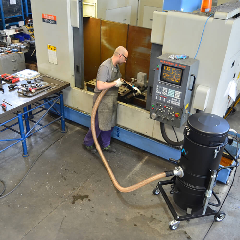 MAXVAC SUPRA SV1-470-MBS Single Phase Industrial Vacuum with Triple ...