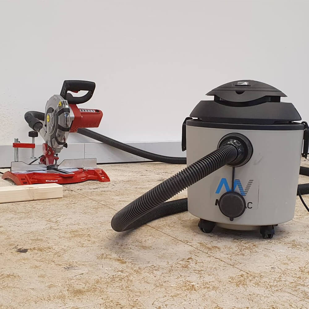 M-Class Filtered Tradesman Vacuum, Wet/Dry Compact 15Ltr, MAXVAC Dura ...